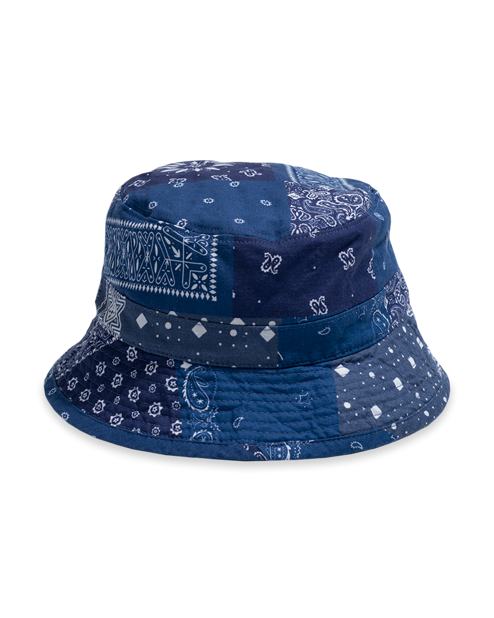 EXTRAORDINARY BANDANA BUCKET HAT